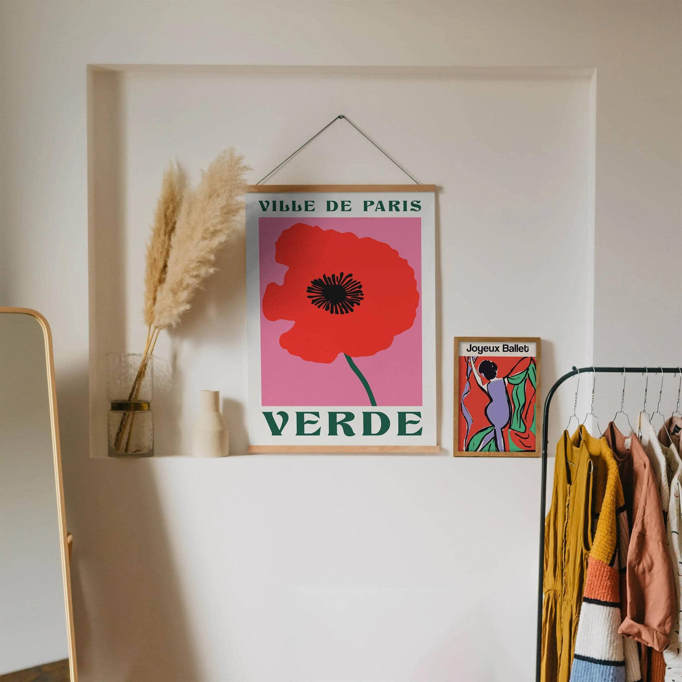 Verde Ville de Paris Poppy Poster – HypeSheriff