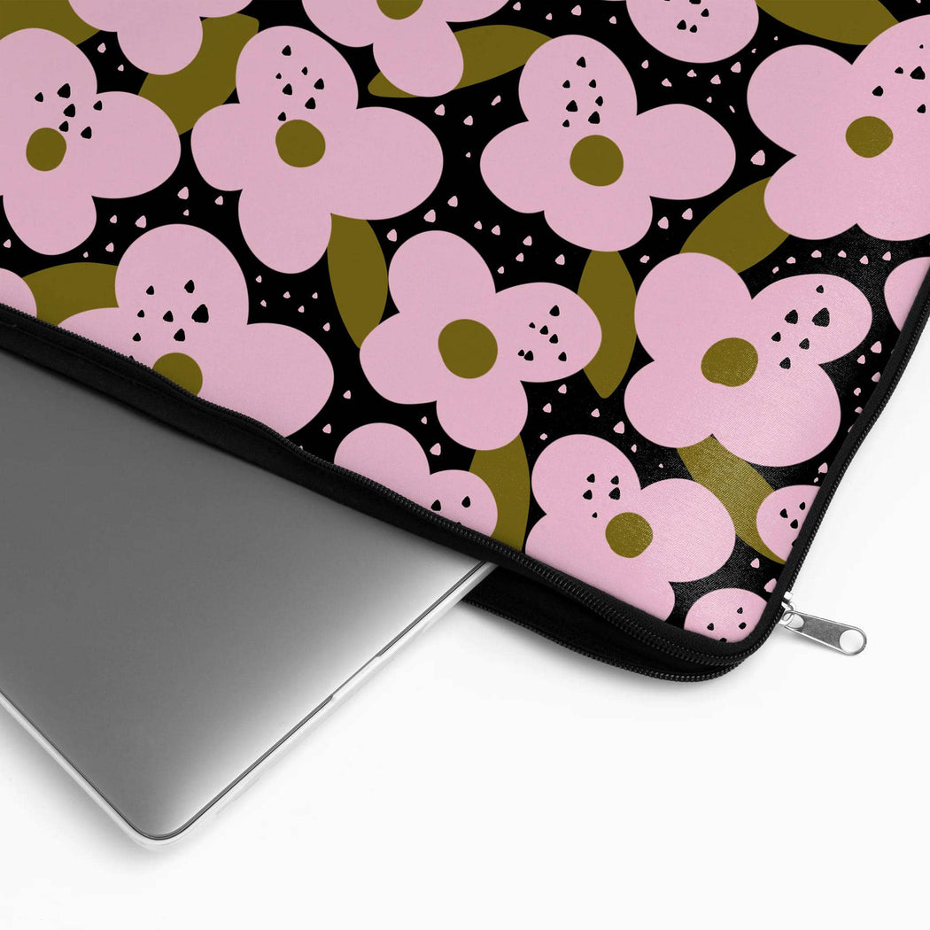 Retro Pink Flowers Pattern- Laptop Sleeve — HypeSheriff US