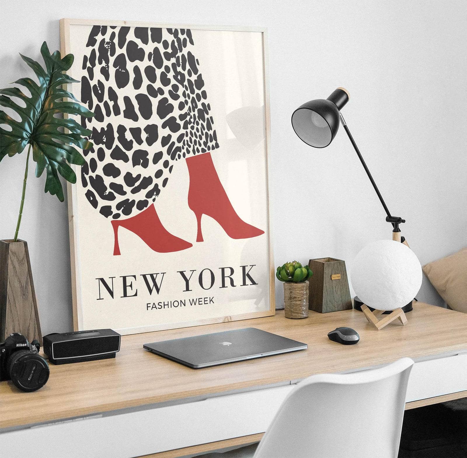New York Fashion Week Retro Poster — HypeSheriff US